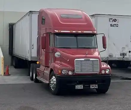 Salvage 1998 Freightliner CENTURY CLASS 120 Truck Tractor For Parts ...