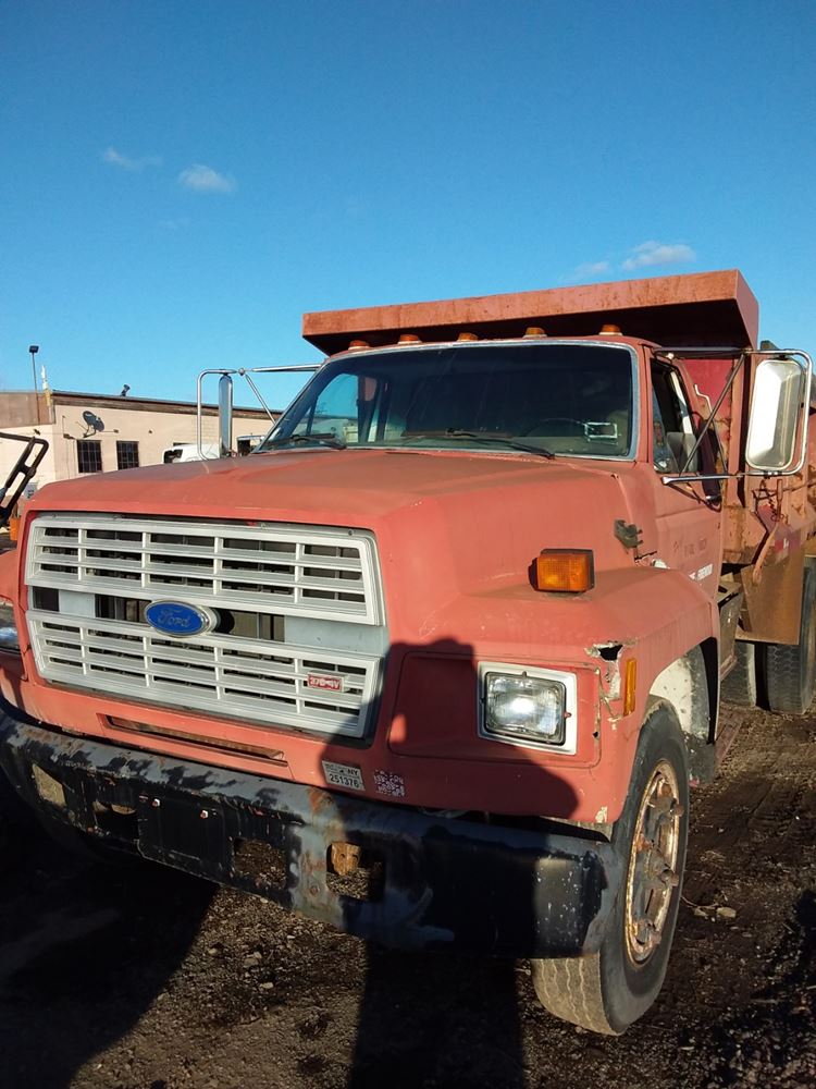 Salvage 1985 Ford F700 Truck Delivery For Parts | Depew, New York ...