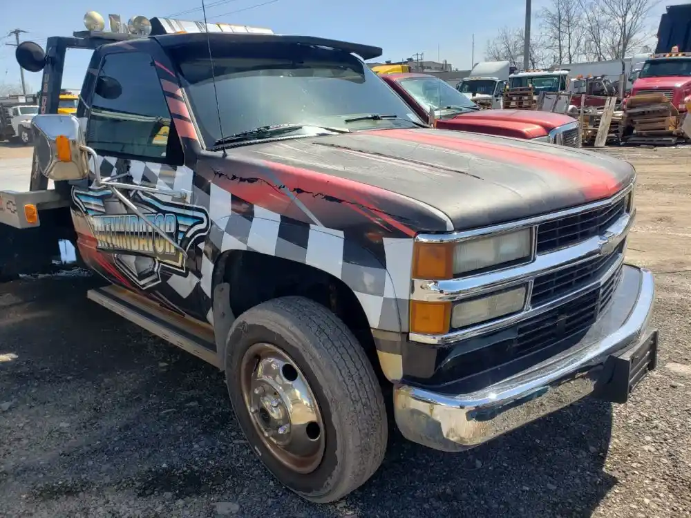 Salvage 1994 Chevrolet C3500 Full-Size Pickup For Parts | Depew, New ...