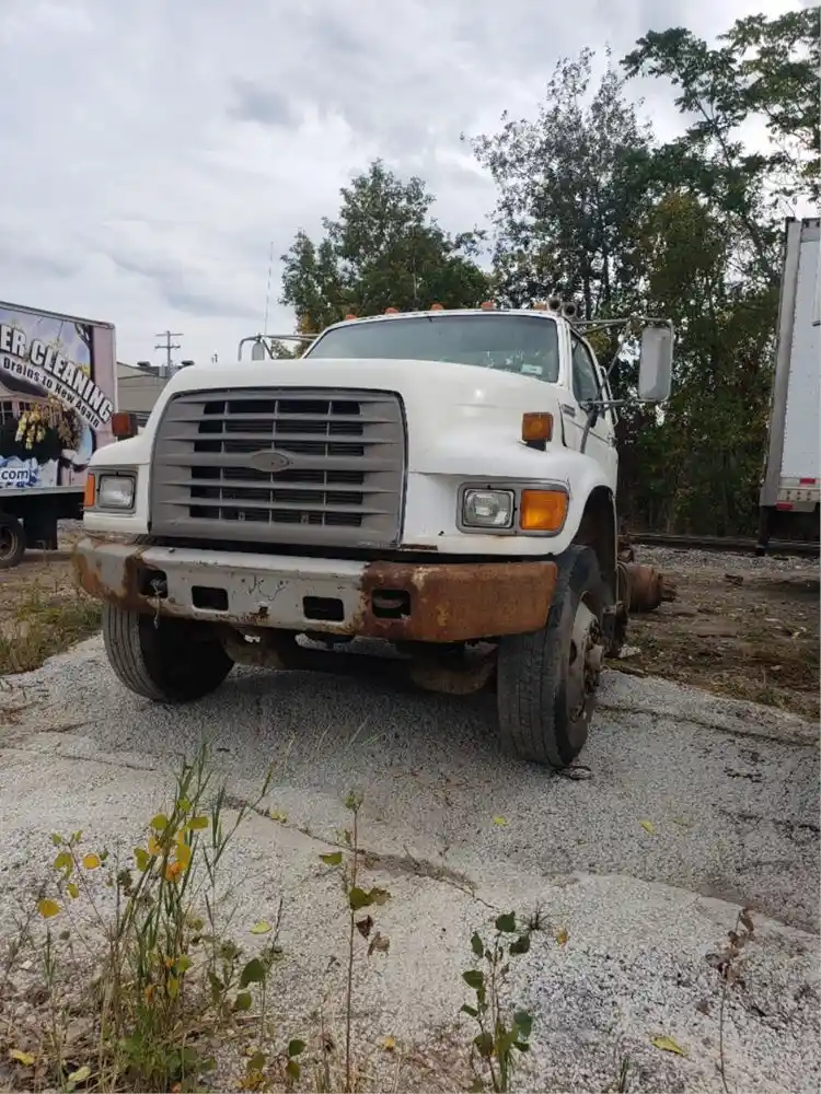 Salvage 1996 Ford F800 Truck Delivery For Parts | Depew, New York ...