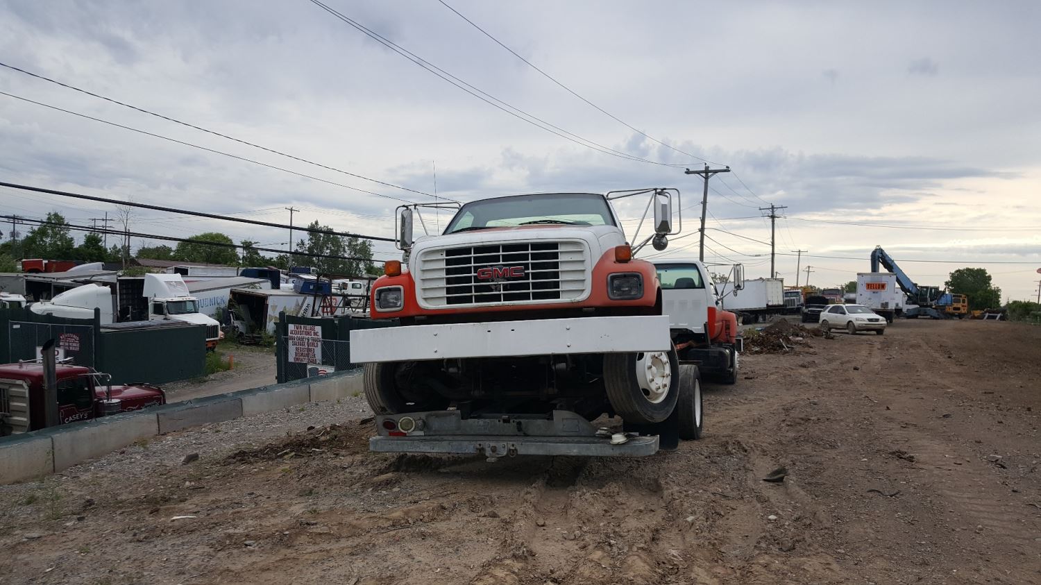 Salvage 2000 GMC C6500 Truck Delivery For Parts | Depew, New York ...