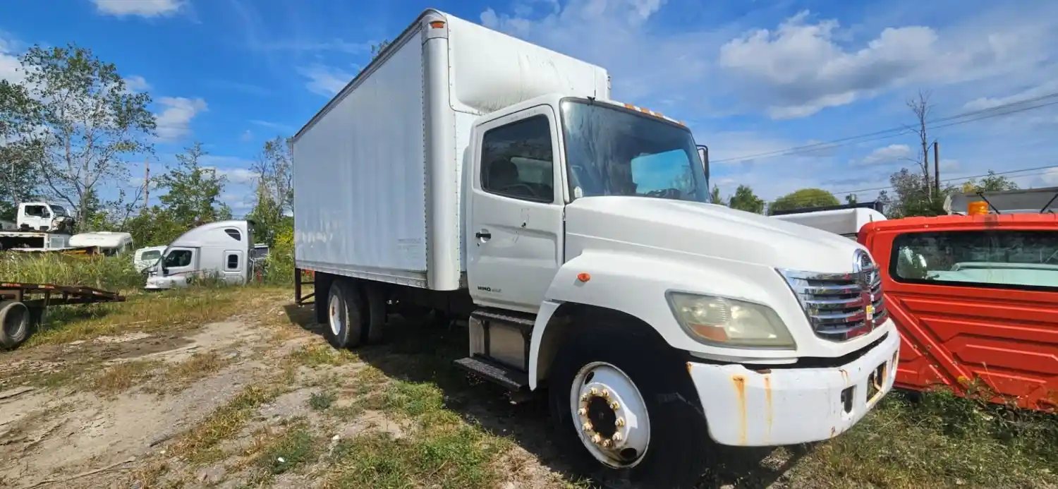 Salvage 2007 Hino 268 Truck Delivery For Parts | Depew, New York ...