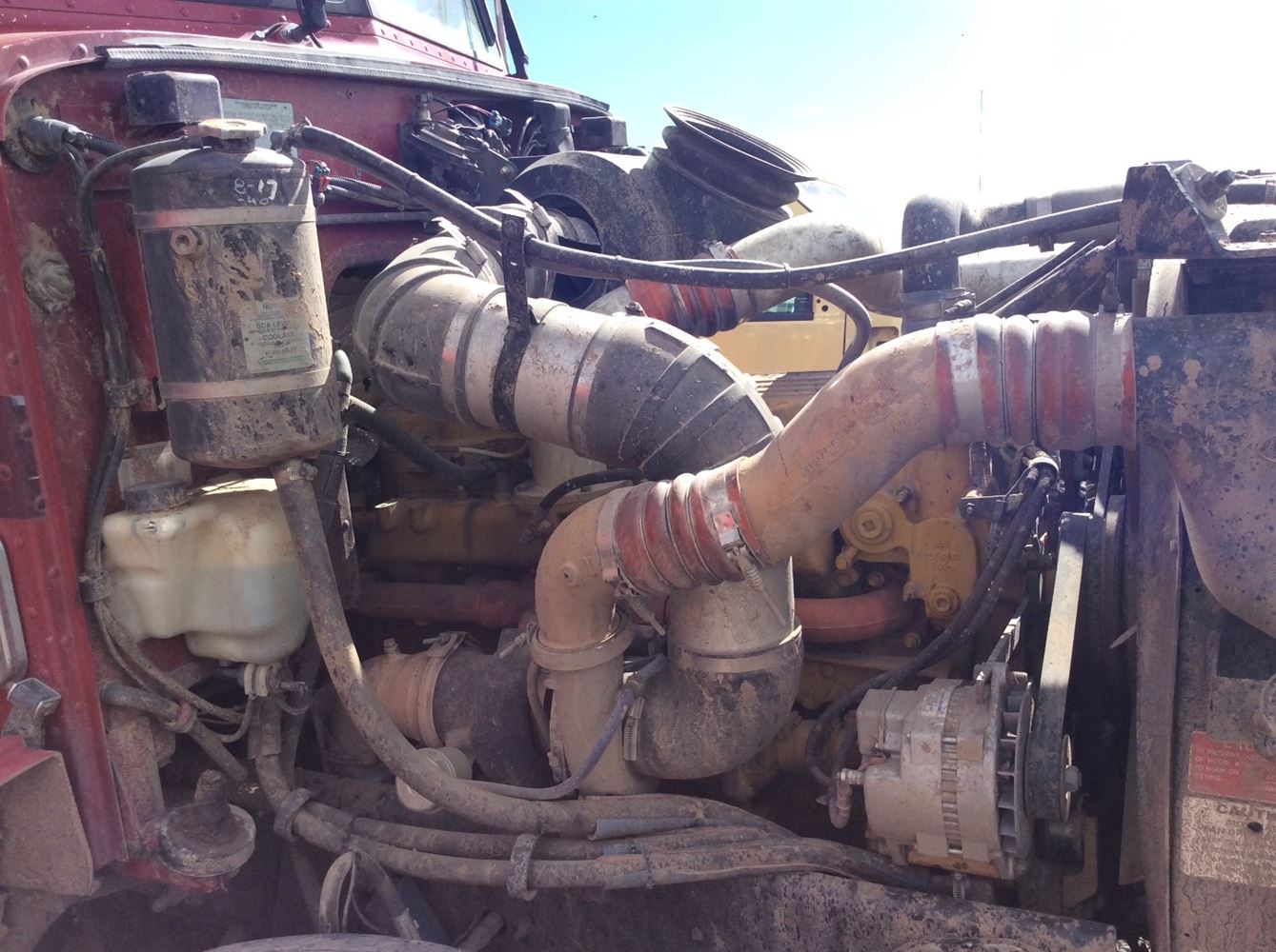 Salvage 2000 Peterbilt 385 Truck Tractor For Parts | Ucon, Idaho ...