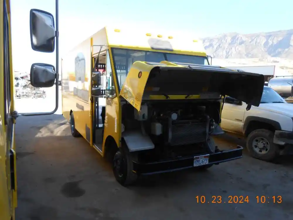 Salvage 1998 Freightliner MT35 DAY CAB For Parts | Farr West, Utah ...