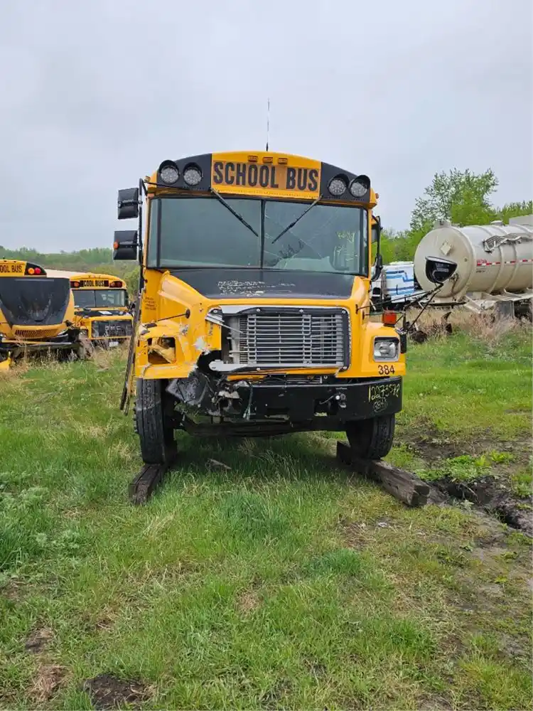 Salvage 2004 Freightliner FS65 Chassis School Bus For Parts | Sturgeon ...