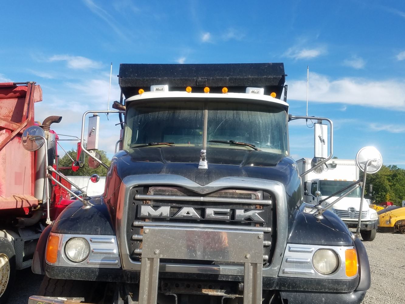 Salvage 2006 Mack CV700 SERIES DUMP TRUCK For Parts | York, Ontario ...