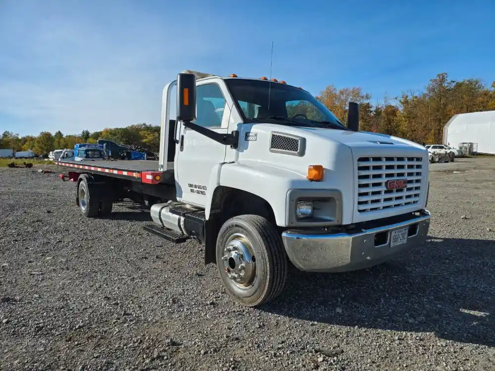 Salvage 2007 GMC C6500 Truck Delivery For Parts | York, Ontario, Canada ...