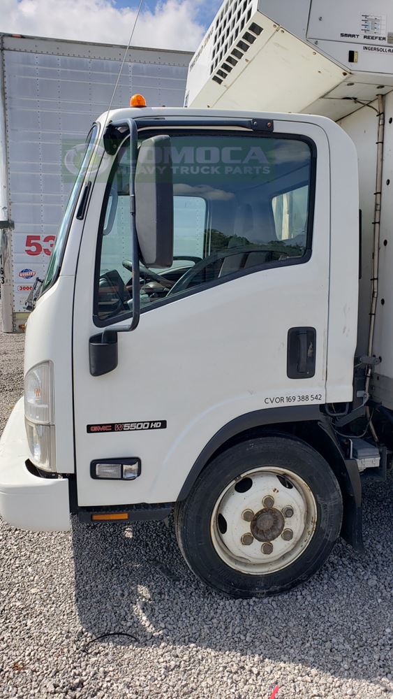 Salvage 2008 GMC W5500 Truck Delivery For Parts | York, Ontario, Canada ...