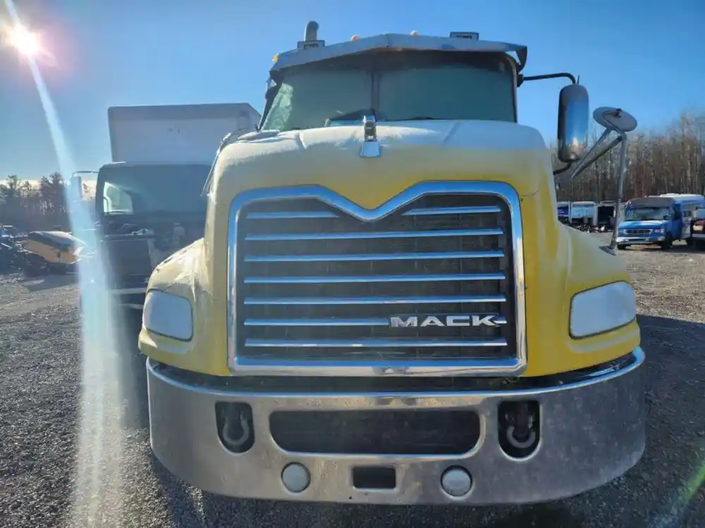 2018 Mack CXU613 Truck for Parts for sale | York Ontario Canada ...
