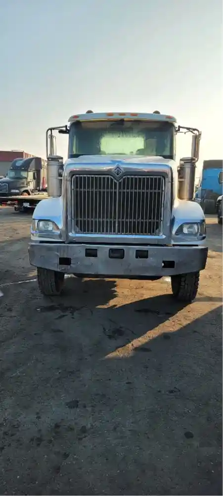 Salvage 2006 International 5900I Truck Delivery