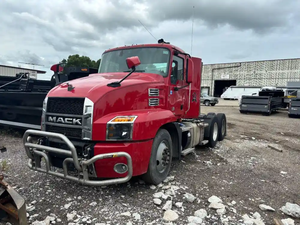 Salvage 2019 Mack Anthem Truck Tractor For Parts | Glencoe, Minnesota ...