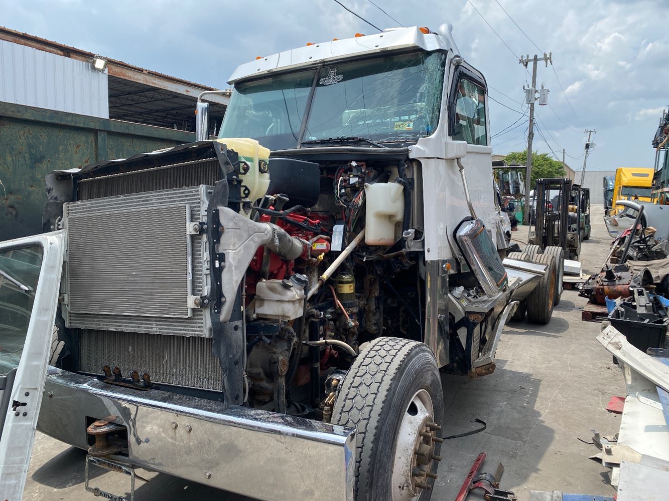 Salvage 2016 Freightliner Coronado 12 Truck Tractor For Parts | Medley ...