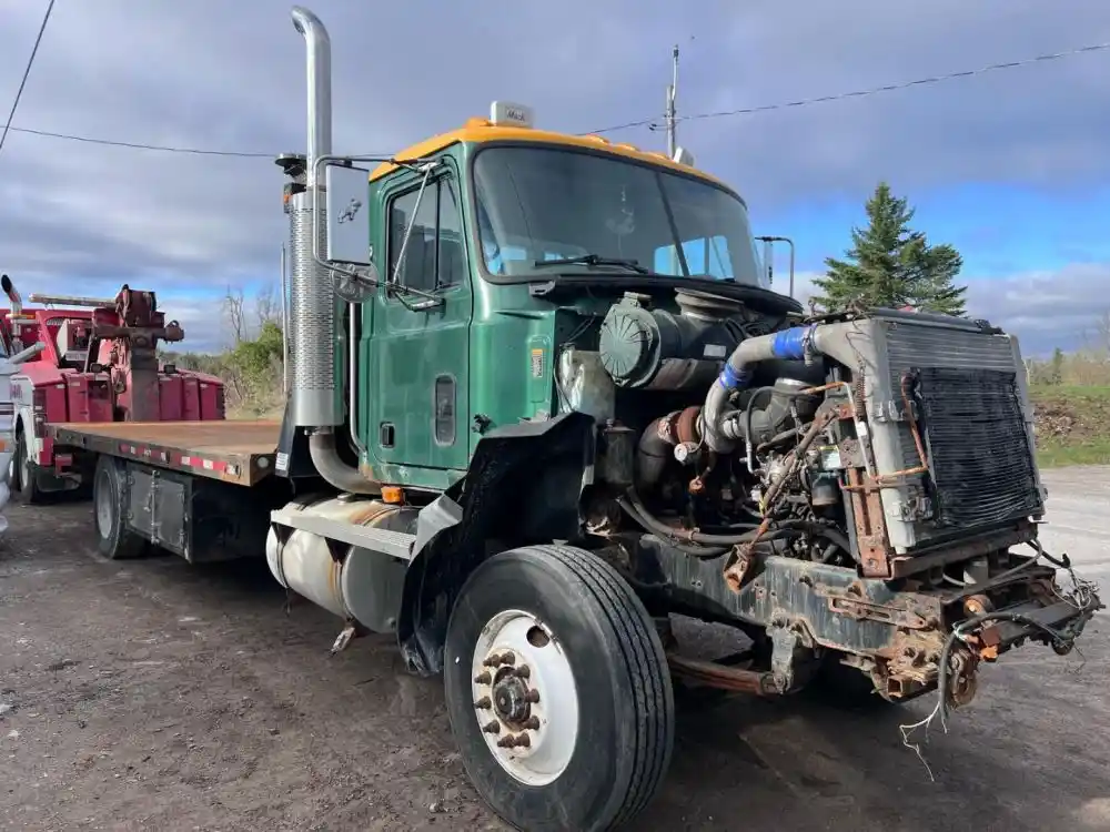 Used 2003 Mack CH613 Truck Tractor For Sale | Lakefield, Ontario, Canada | TPI | TPI