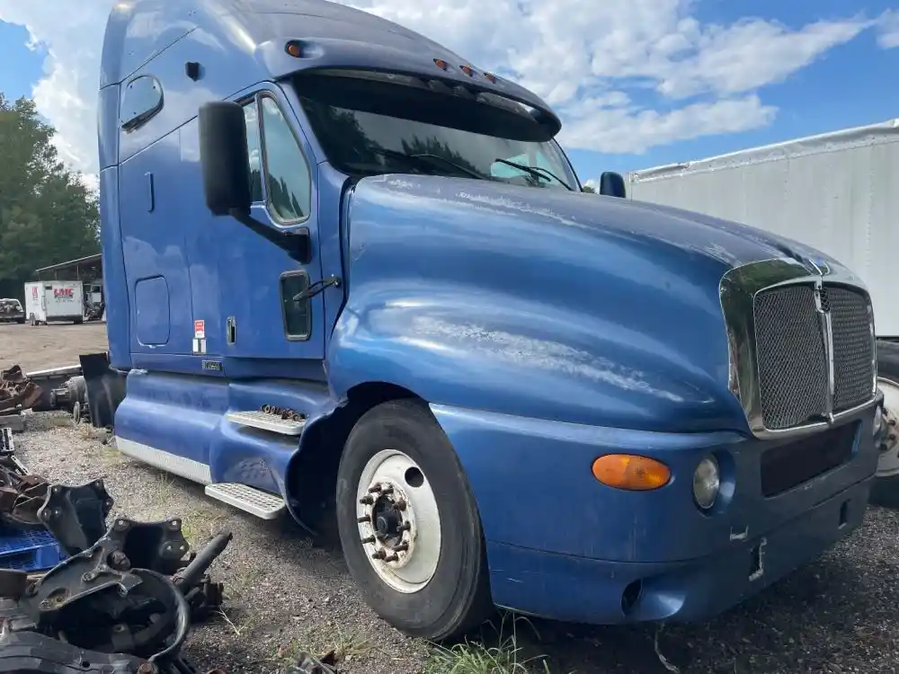 Salvage 2001 Kenworth T2000 Truck Tractor For Parts | Sumter, South ...