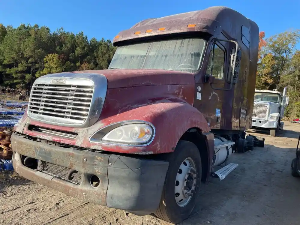 2007 Freightliner Columbia 120 Truck for Parts for sale | Sumter South ...