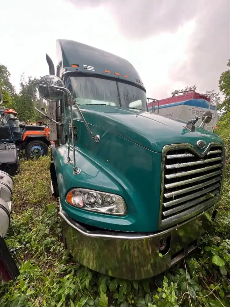 2005 Mack CX612 Vision Truck for Parts for sale | Wayne New Jersey ...