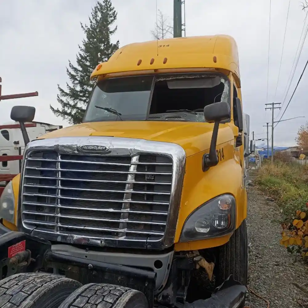 Used, Recycled, New, and Aftermarket Heavy Duty Truck Parts