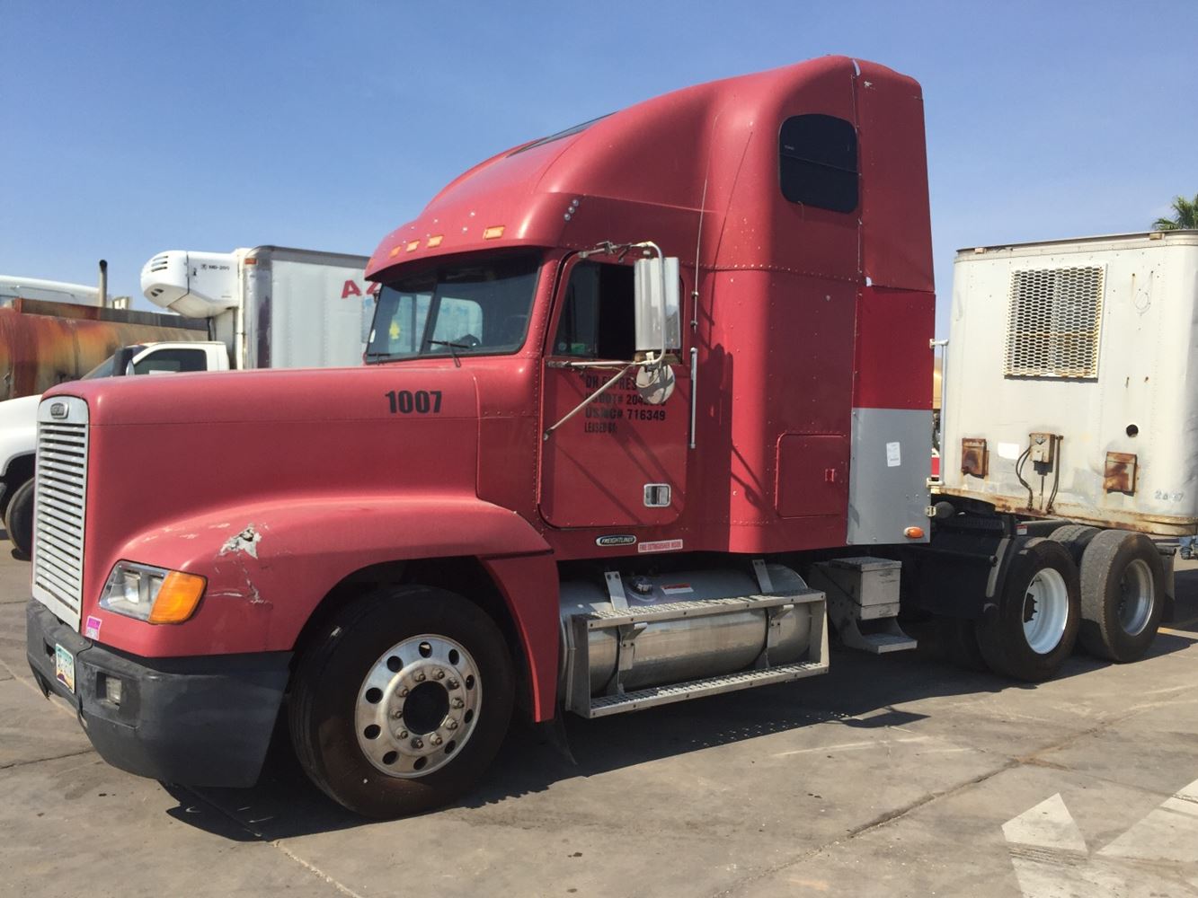 Salvage 2000 Freightliner FLD120 Truck Tractor For Parts | Phoenix ...