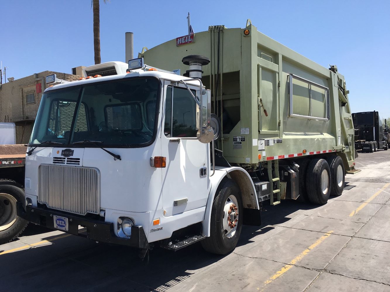 Used 2004 Autocar WXLL64 T/A Rear Load Garbage Trk. For Sale | Phoenix ...