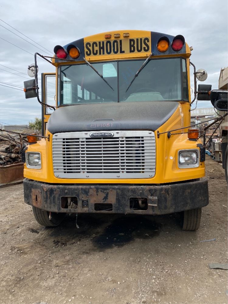 2004 Freightliner FS65 Chassis Truck for Parts for sale | Calgary ...