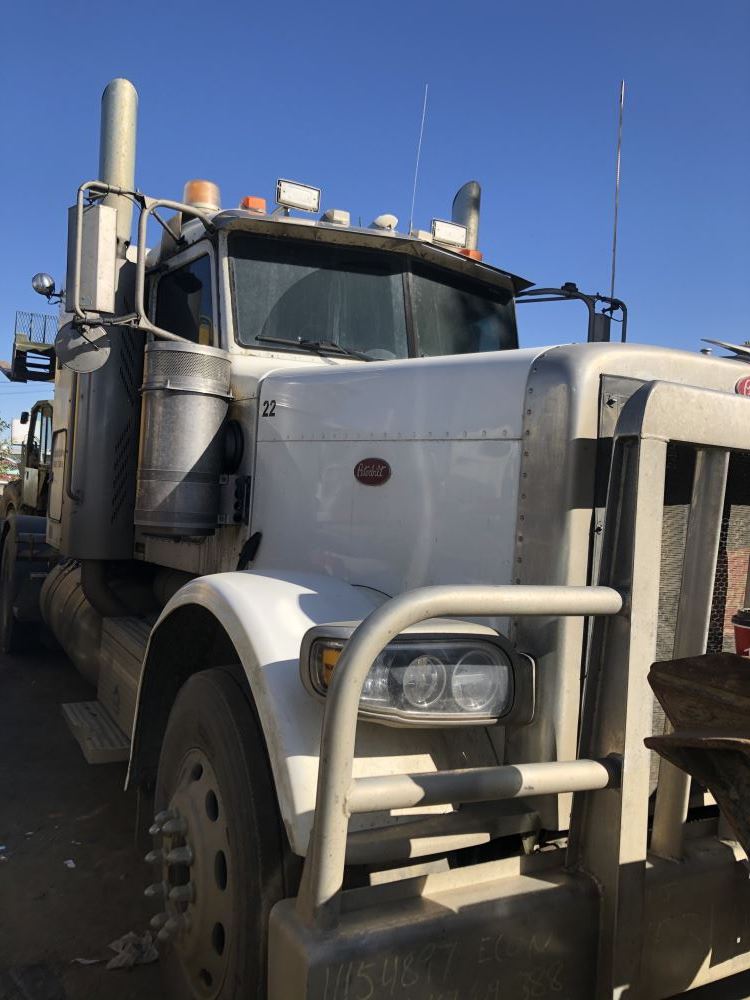 Salvage 2009 Peterbilt 388 Truck Tractor For Parts | Calgary, Alberta ...